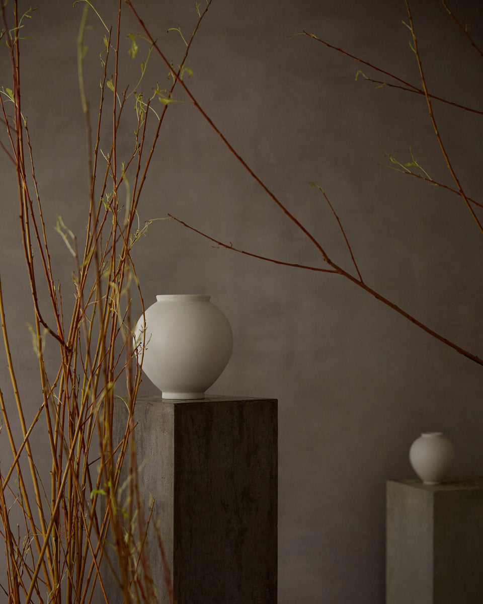 SOSOYO Handmade Matte Moon Jar in Mini Large (d14 x h15 cm) – ALKEMI store